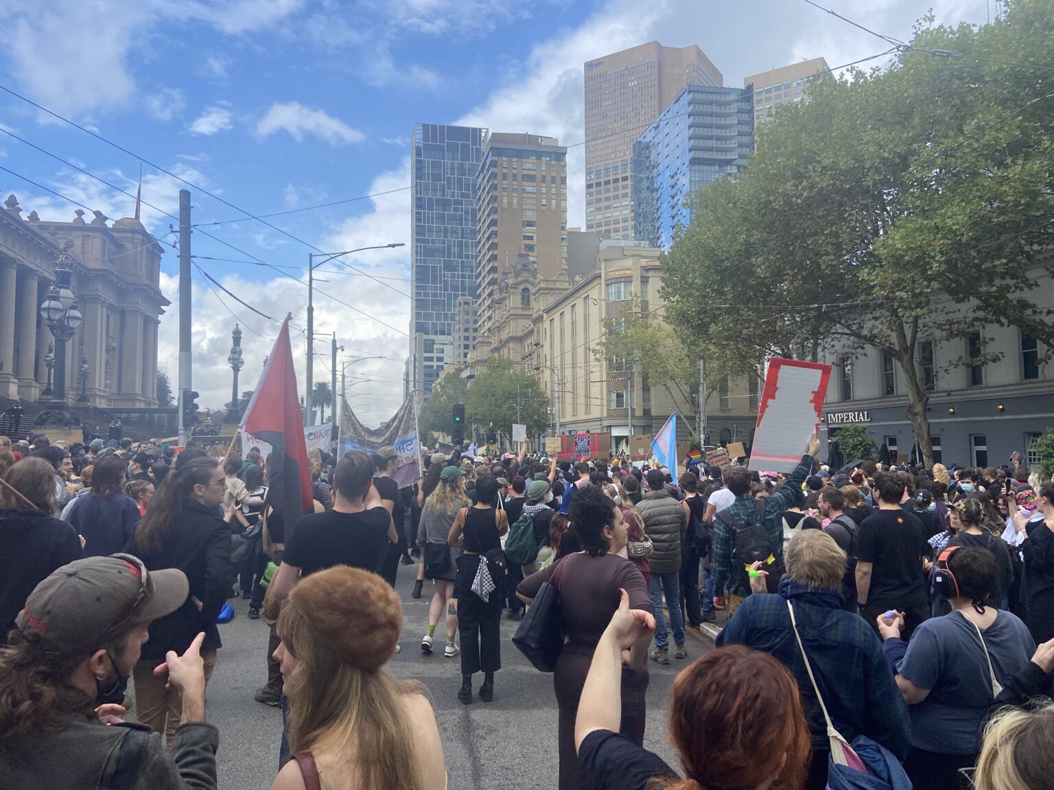 Protestors And Police Face Off At 'Let Women Speak' Anti-Trans Rally In ...